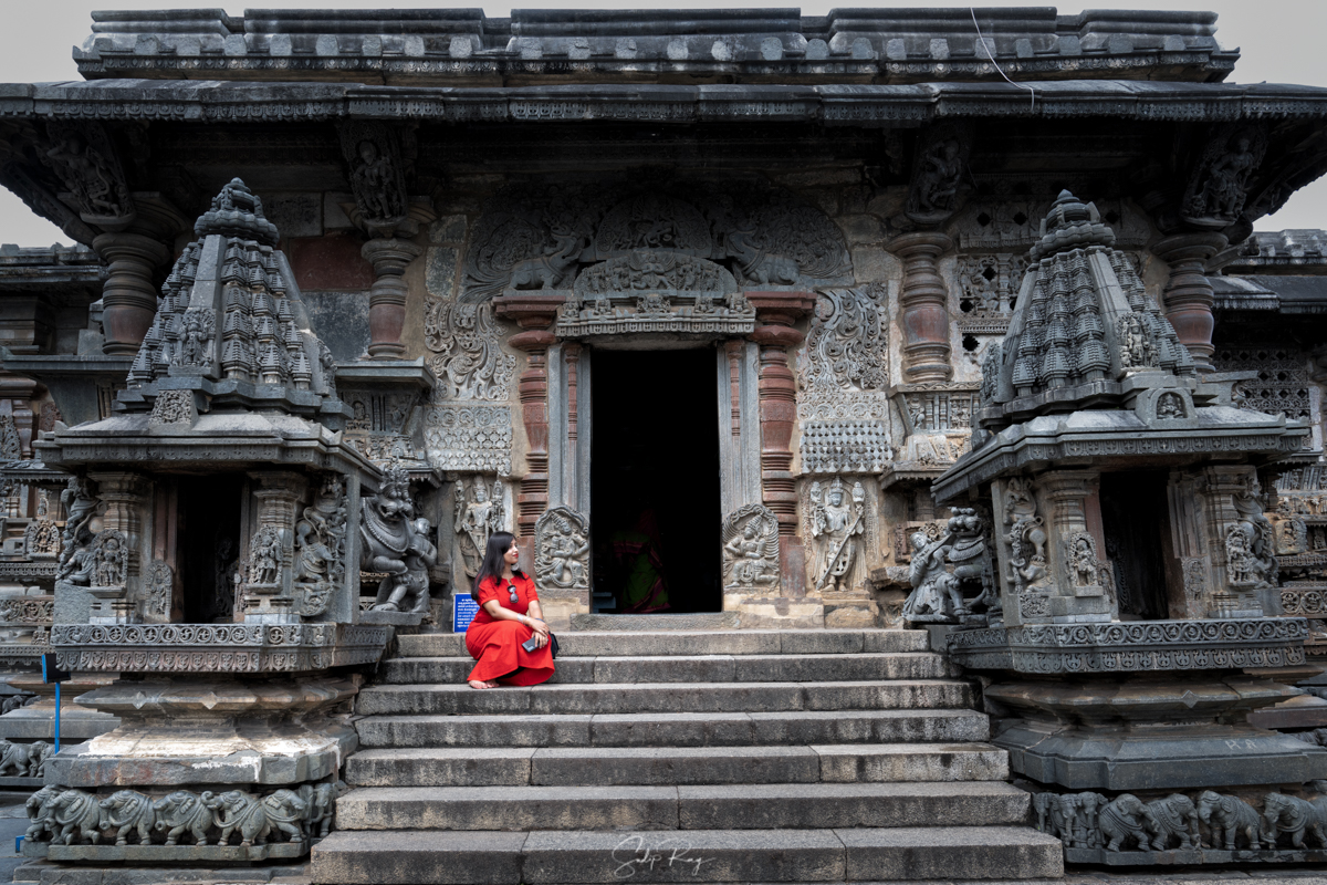 Belur’s Chennakesava Temple: Poetry Etched on Stones - The Floating Pebbles