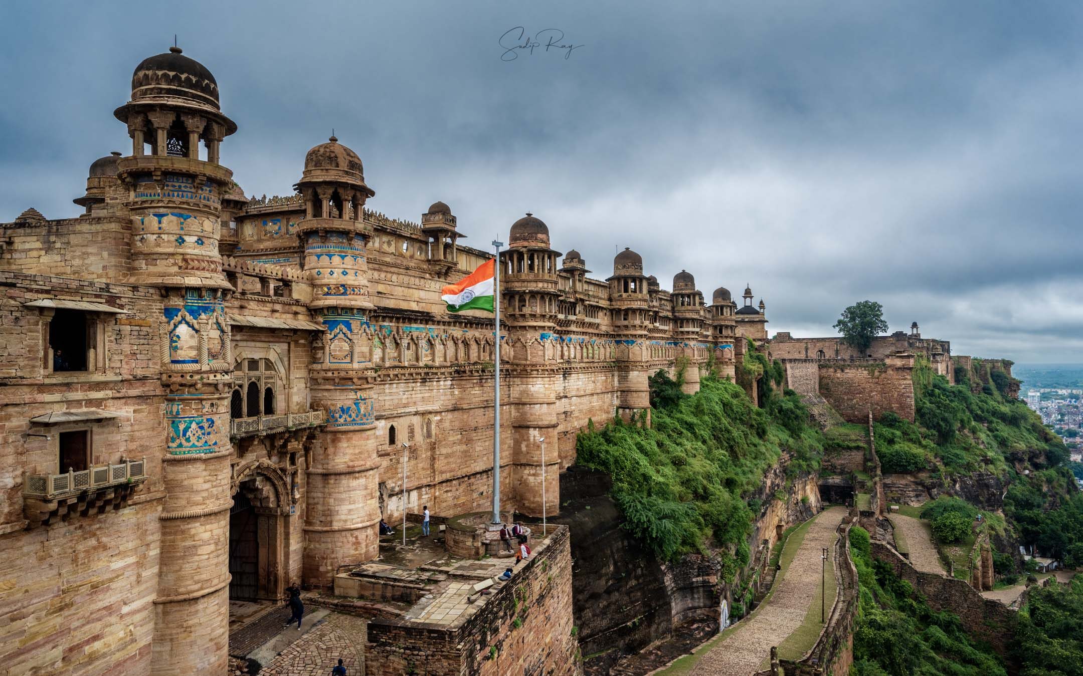 Gwalior Fort: Exploring An Extraordinary Monument. - The Floating Pebbles